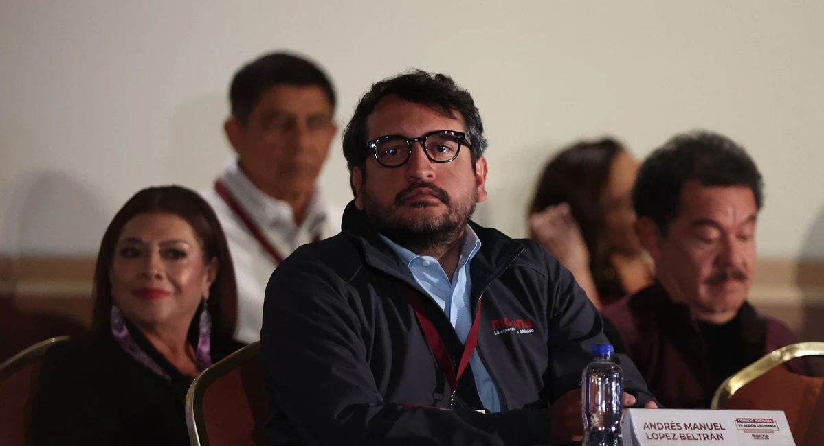 Morena anuncia salida de Andrés Manuel López Beltrán - Ovaciones