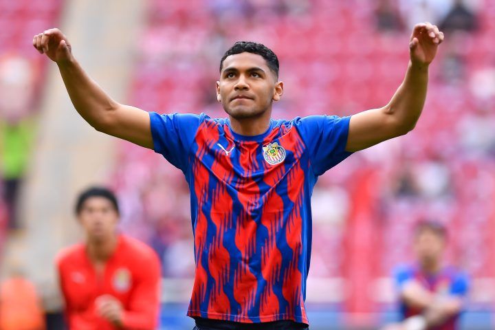 Tiba Sepúlveda iría en lugar de Luis Romo en Chivas ante Rayados; hay ...